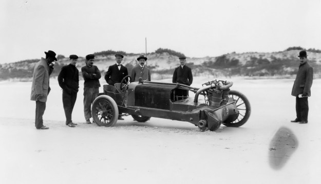 Christie V-4 Engine 1906 Racer | Old Machine Press